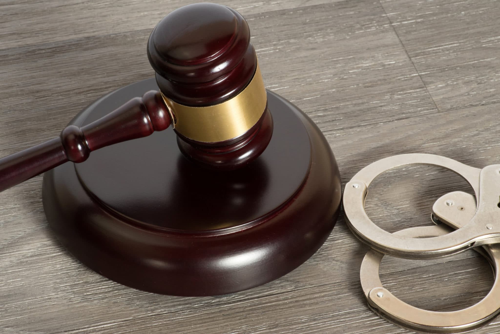 What Are The Two Types of Probation Violations In Illinois?